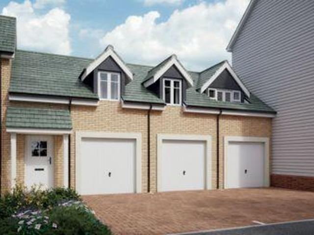 1 Bedrooms Flat for sale in Ghurkka Road, Church Crookham, Fleet GU52