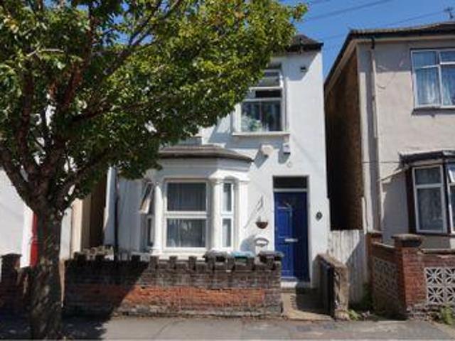 1 Bedrooms Flat for sale in Gladstone Road, Watford WD17