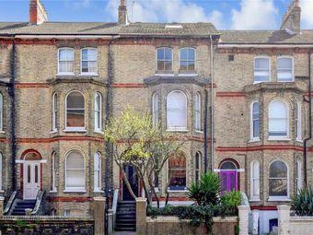 1 Bedrooms Flat for sale in Gladstone Terrace, Brighton, East Sussex BN2