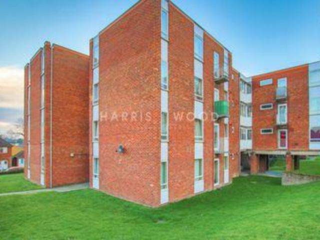 1 Bedrooms Flat for sale in Greenstead Road, Colchester CO1