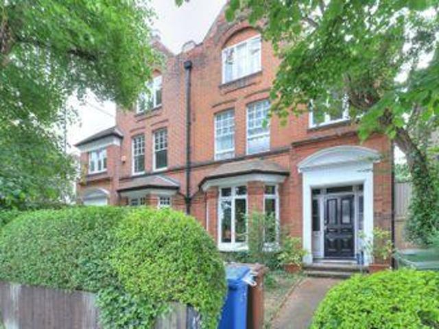 1 Bedrooms Flat for sale in Grove Park, London SE5