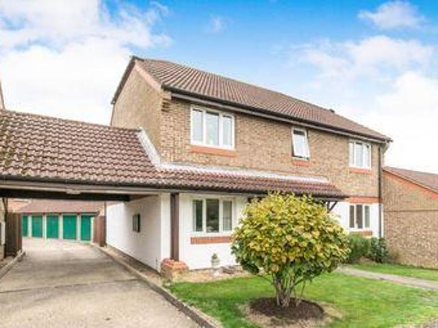 1 Bedrooms Flat for sale in Guildford, Surrey. GU4