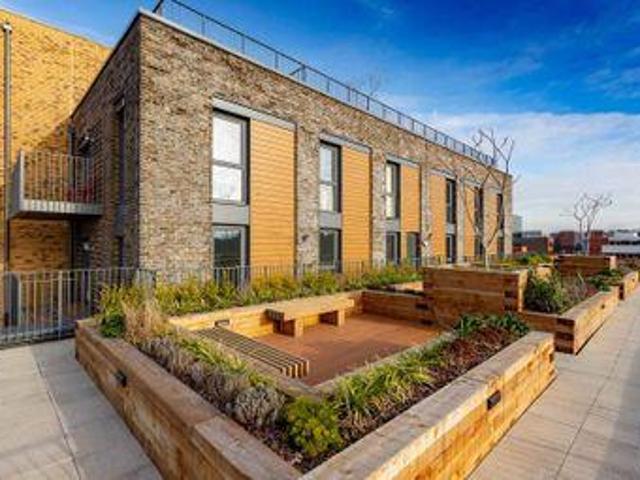 1 Bedrooms Flat for sale in Davigdor Road, Brighton And Hove BN3