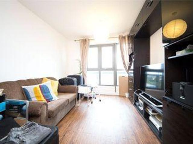 1 Bedrooms Flat for sale in Ebbett Court, Victoria Road, Acton, London W3
