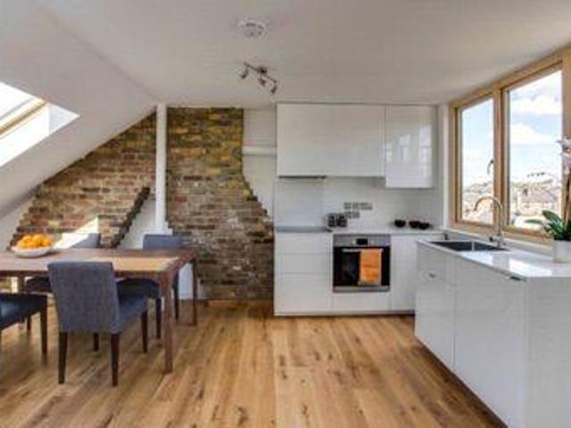 1 Bedrooms Flat for sale in Eckstein Road, Battersea, London SW11