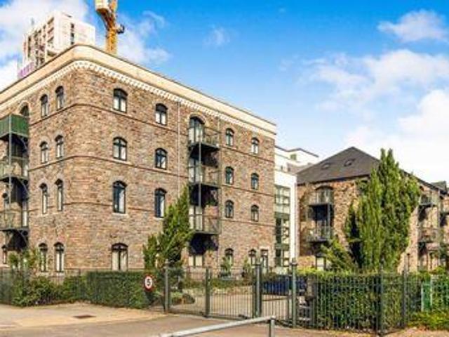 1 Bedrooms Flat for sale in Edward England Wharf, Lloyd George Avenue, Cardiff Bay, Cardiff CF10