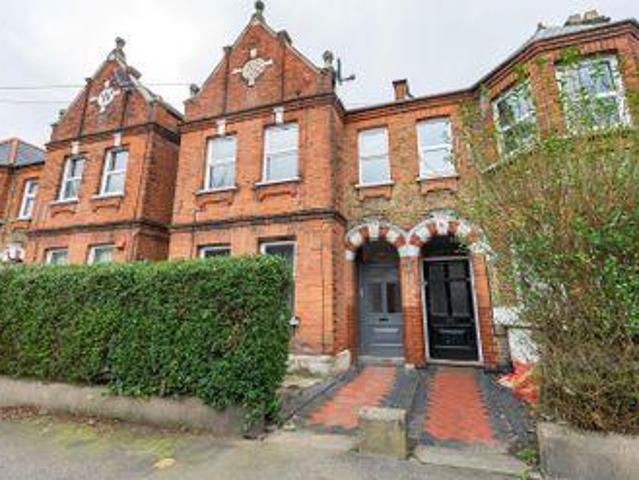 1 Bedrooms Flat for sale in Edward Road, London E17