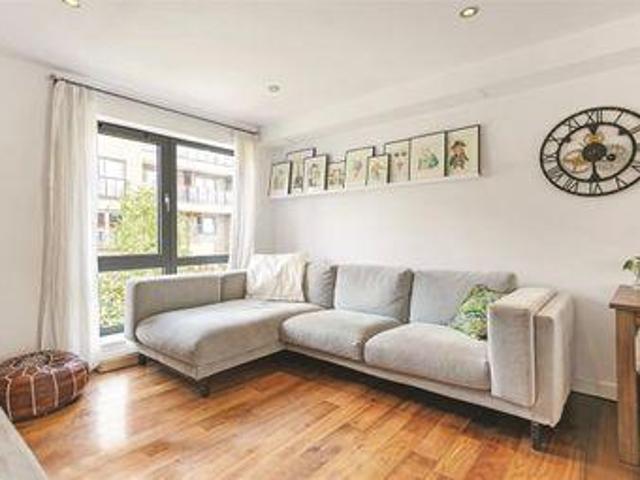 1 Bedrooms Flat for sale in Elbe Street, London SW6