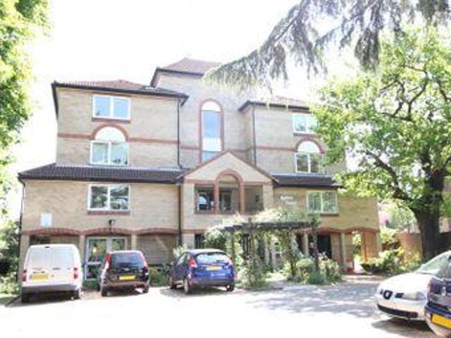 1 Bedrooms Flat for sale in Fairfield Path, Croydon CR0