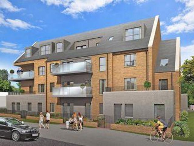 1 Bedrooms Flat for sale in Faringdon Avenue, Romford, Essex RM3