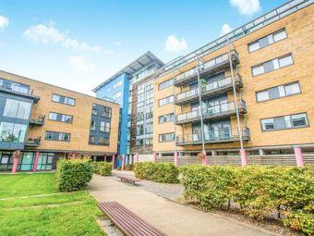 1 Bedrooms Flat for sale in Ferry Court, Cardiff CF11