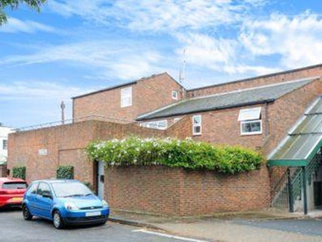1 Bedrooms Flat for sale in Firs Close, London SE23