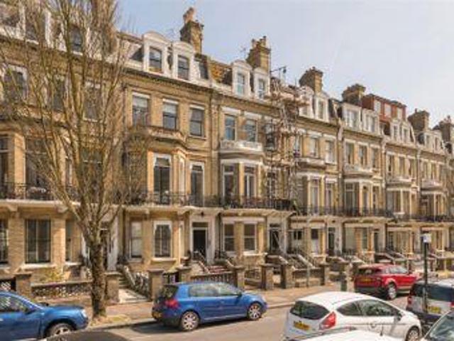 1 Bedrooms Flat for sale in First Avenue, Hove BN3