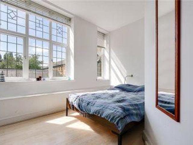 1 Bedrooms Flat for sale in Flamingo House, 163 Gosset Street, London E2