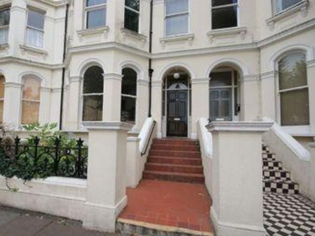 1 Bedrooms Flat for sale in Flat 2, 65 St Aubyns, Hove BN3