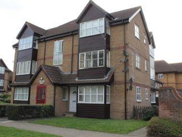 1 Bedrooms Flat for sale in Frobisher Road, Erith DA8
