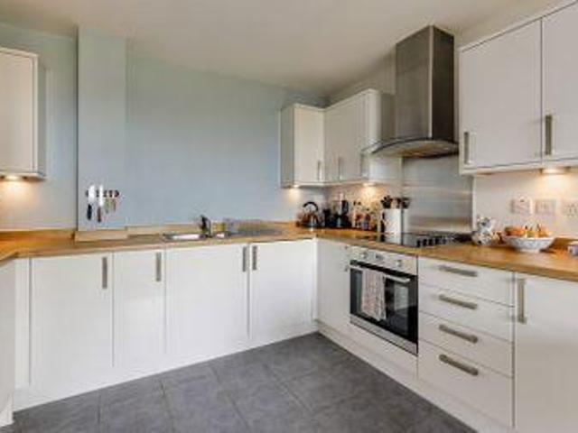 1 Bedrooms Flat for sale in Furrow Lane, London E9