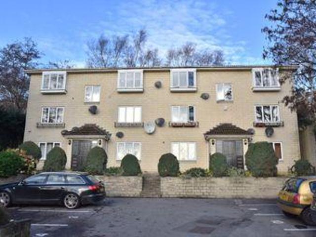 1 Bedrooms Flat for sale in Kenilworth Court, Snowhill, Walcot, Bath BA1