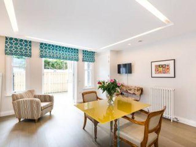 1 Bedrooms Flat for sale in Kennington Lane, Vauxhall, London SE11