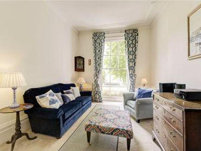 1 Bedrooms Flat for sale in Kensington Church Street, London W8