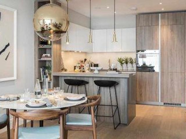 1 Bedrooms Flat for sale in Kingston Hill, Kingston Upon Thames KT2
