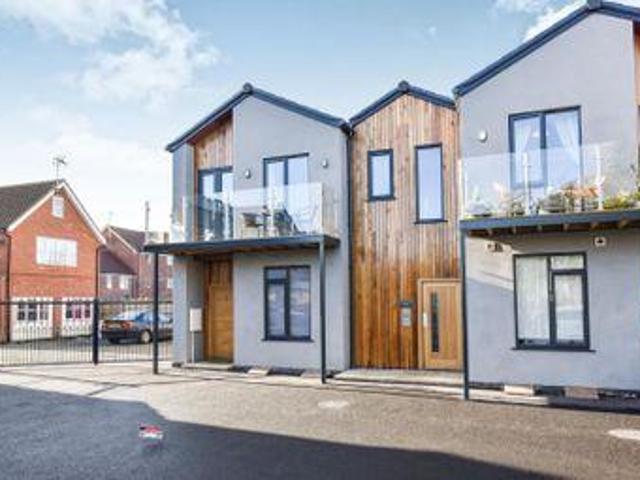 1 Bedrooms Flat for sale in Kings Road, Chelmsford CM1