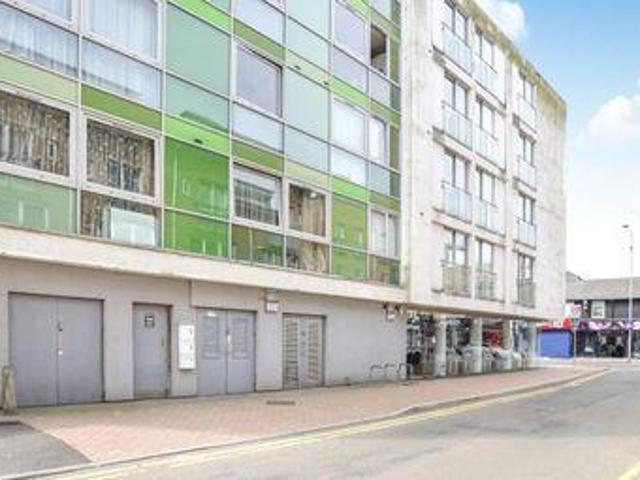 1 Bedrooms Flat for sale in Kingtson Upon Thames, Surrey, England KT2