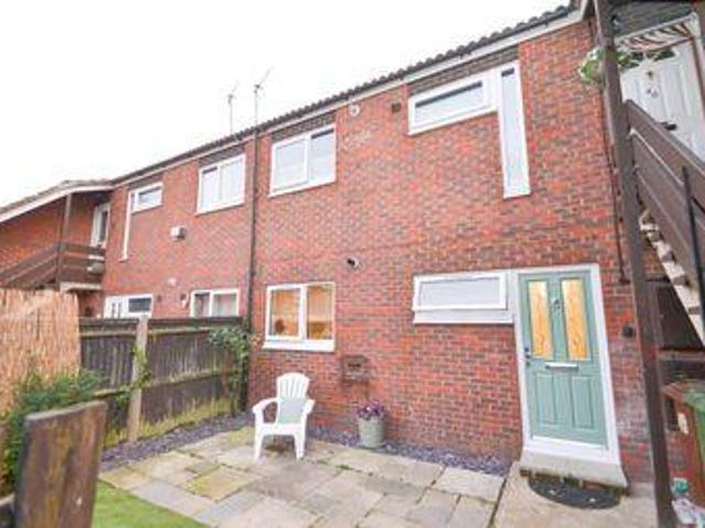 1 Bedrooms Flat for sale in Kirkstall Close, Eastbourne BN22