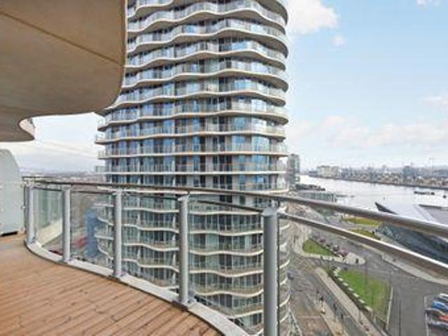 1 Bedrooms Flat for sale in Hoola Building, Tidal Basin Road, Royal Victoria E16