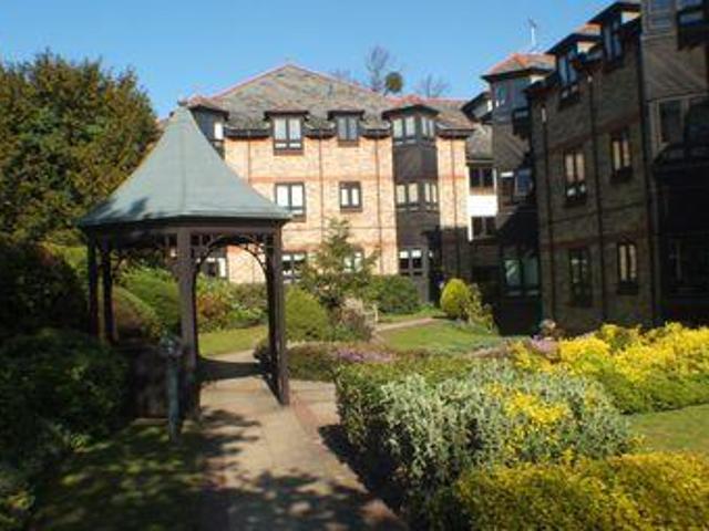 1 Bedrooms Flat for sale in Hatfield Road, St Albans Herts AL1