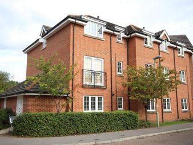 1 Bedrooms Flat for sale in Hawthorn Way, Lindford, Bordon GU35