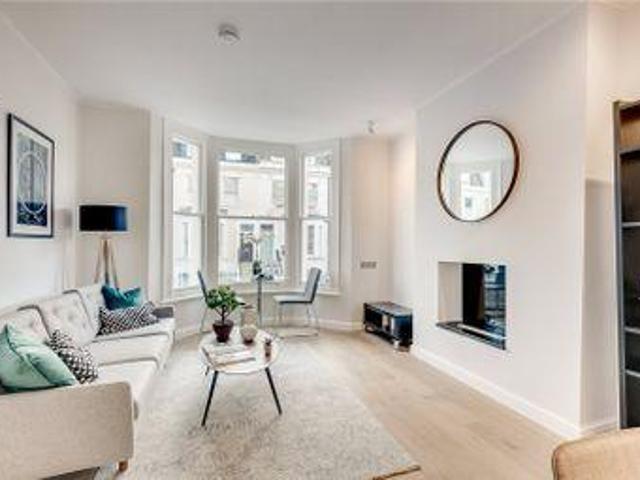 1 Bedrooms Flat for sale in Halford Road, Fulham, London SW6