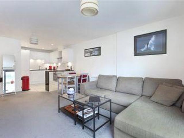1 Bedrooms Flat for sale in Hardwicks Square, Wandsworth Town, London SW18
