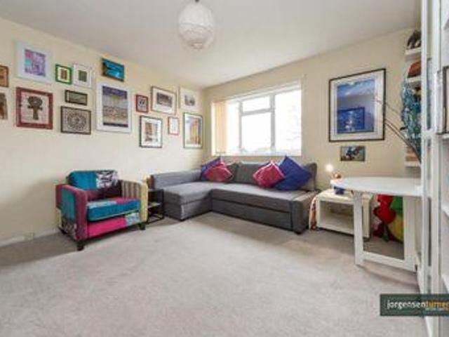 1 Bedrooms Flat for sale in Harvist Road, Queens Park, London NW6