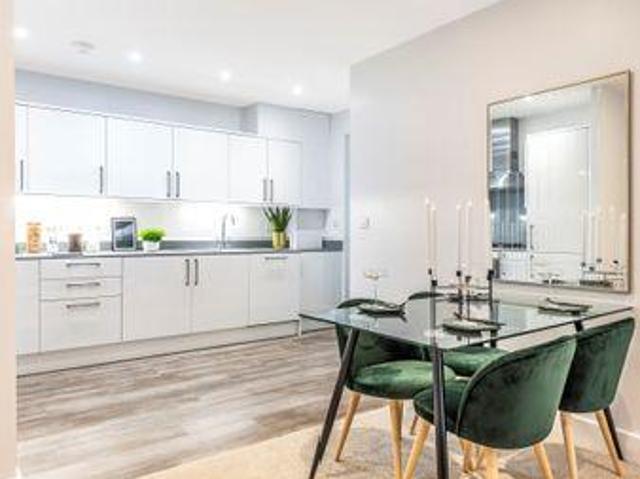1 Bedrooms Flat for sale in Henderson Road, Croydon CR0