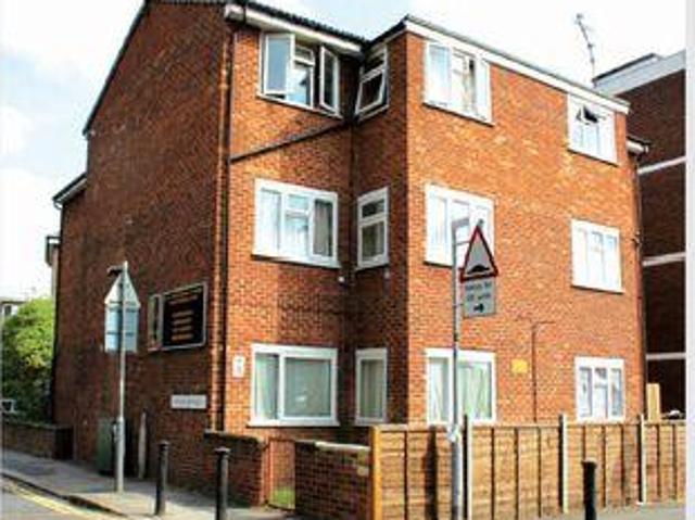 1 Bedrooms Flat for sale in Hermitage Road, London N4