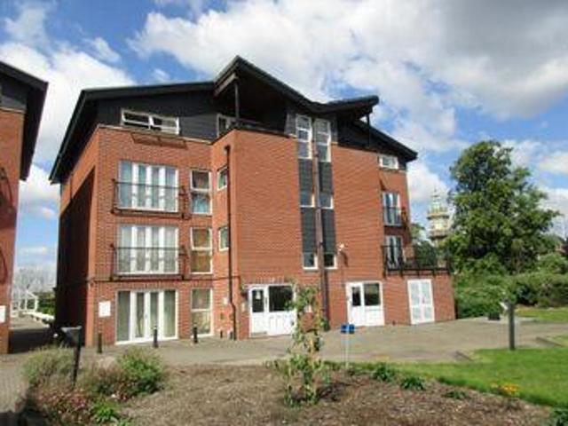 1 Bedrooms Flat for sale in High Point House, Kingswood, Bristol BS15