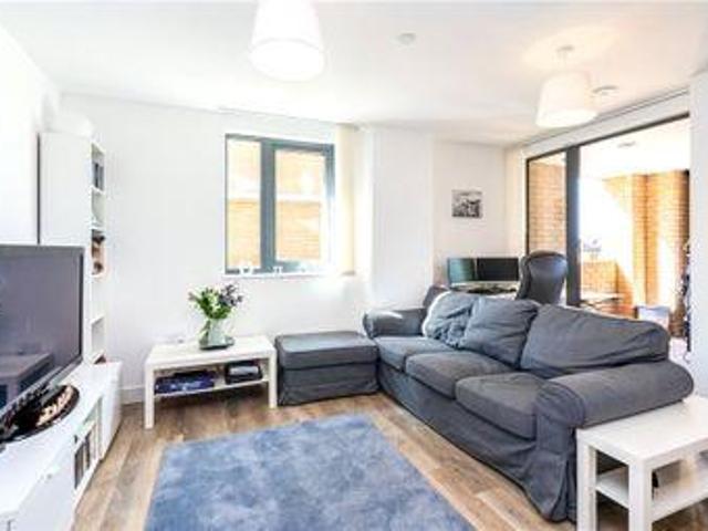 1 Bedrooms Flat for sale in High Street, Sutton, Surrey SM1