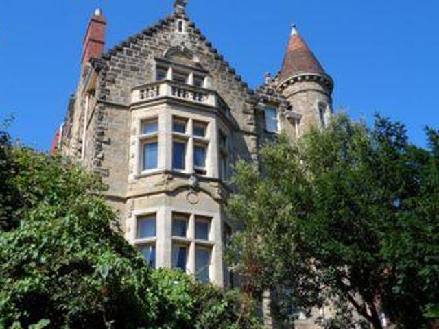 1 Bedrooms Flat for sale in Highland Gardens, St Leonards On Sea TN38