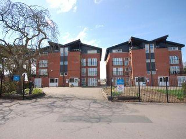 1 Bedrooms Flat for sale in Hill View House, Lodge Road, Kingswood, Bristol BS15