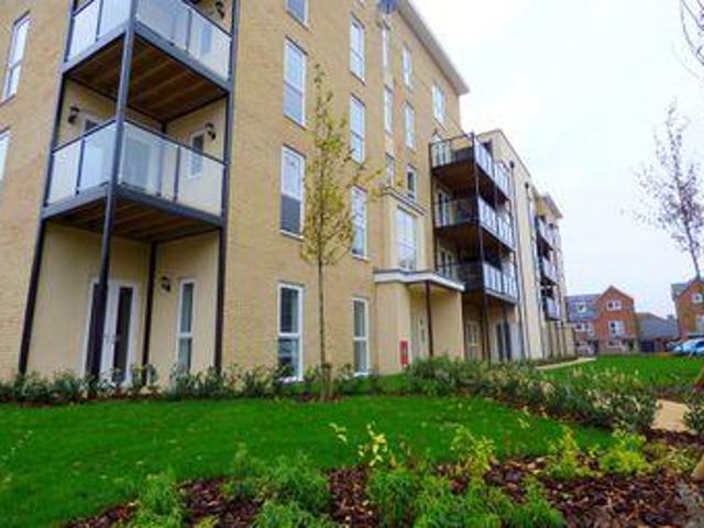 1 Bedrooms Flat for sale in Hunting Place, Heston TW5