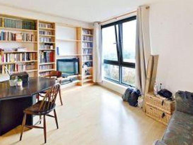 1 Bedrooms Flat for sale in Indiana Building, Deals Gateway, London SE13