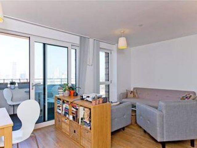 1 Bedrooms Flat for sale in Ivy Point, 5 Hannaford Walk, London E3