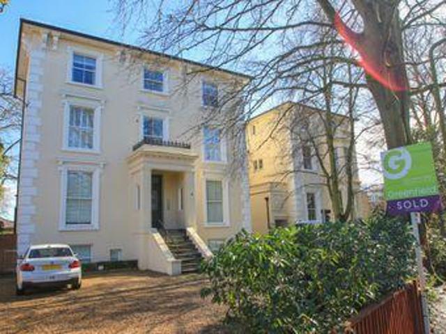 1 Bedrooms Flat for sale in Oak Hill, Surbiton KT6
