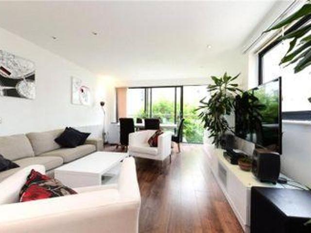 1 Bedrooms Flat for sale in Ocean Wharf, Westferry Road, London E14