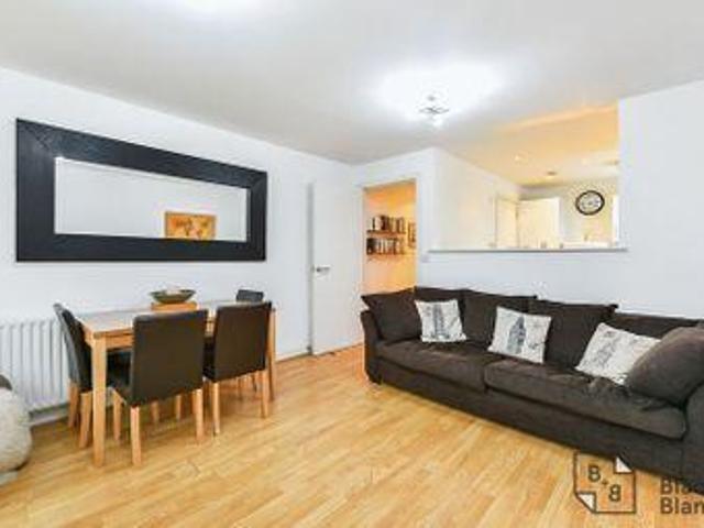 1 Bedrooms Flat for sale in Lower Addiscombe Road, Addiscombe, Croydon CR0