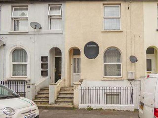 1 Bedrooms Flat for sale in Lower Range Road, Gravesend, Kent DA12