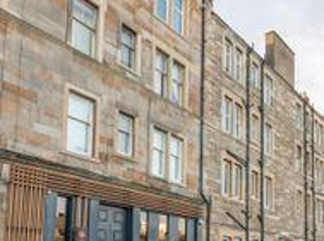 1 Bedrooms Flat for sale in Lochrin Terrace, Edinburgh EH3