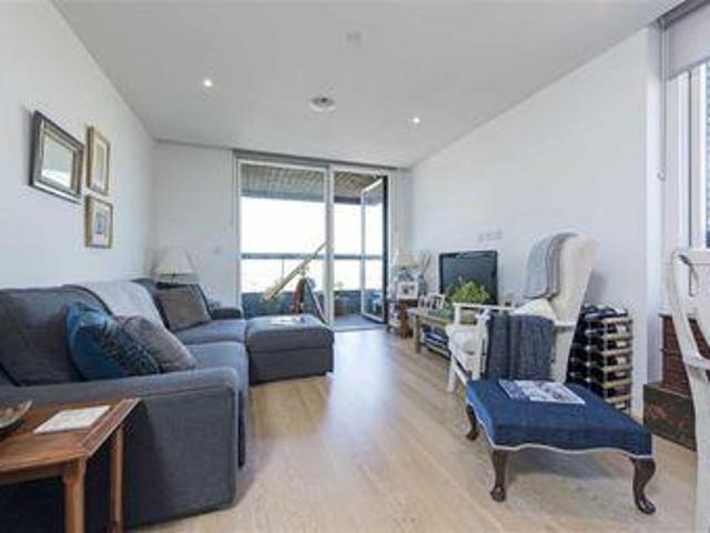 1 Bedrooms Flat for sale in London Square, 121 Upper Richmond Road, Putney SW15