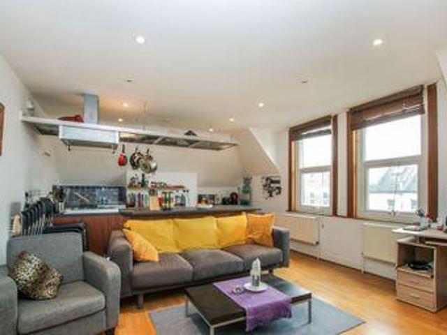 1 Bedrooms Flat for sale in Lavender Hill, London SW11